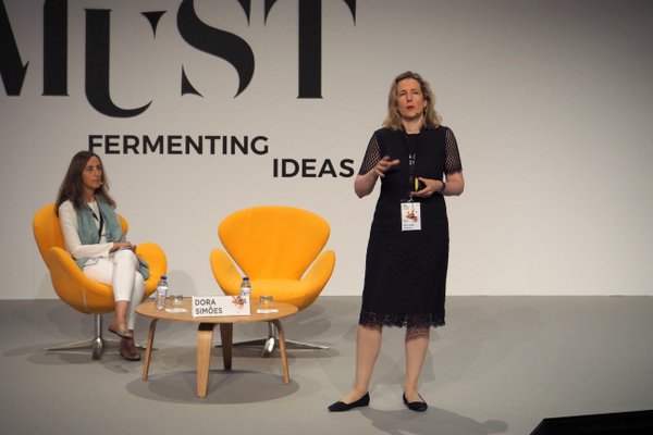 Felicity Carter on the importance of wine tourism, at MUST – Jamie Goode's wine blog