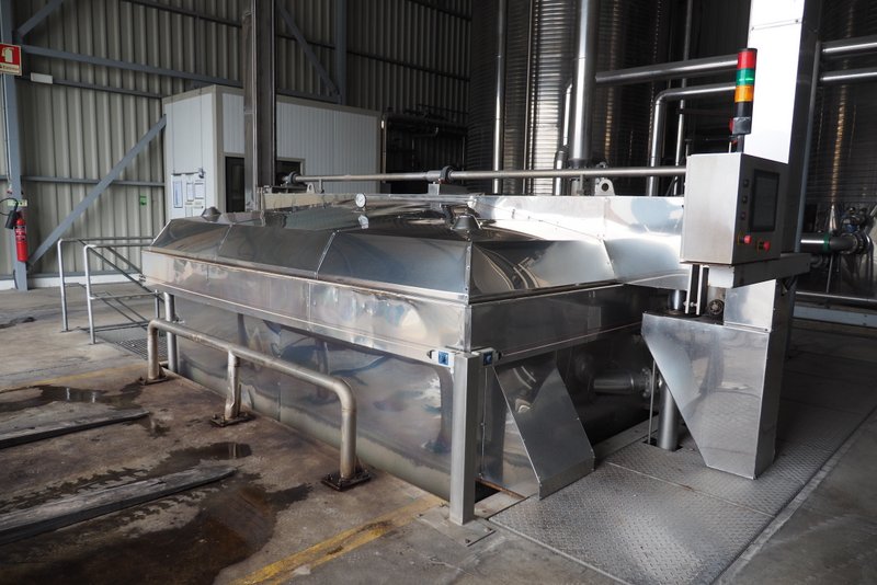 The cork harvest in Portugal – Jamie Goode's wine blog